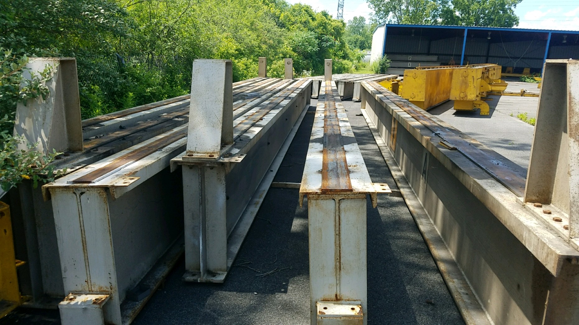 Runway, Columns and Footers